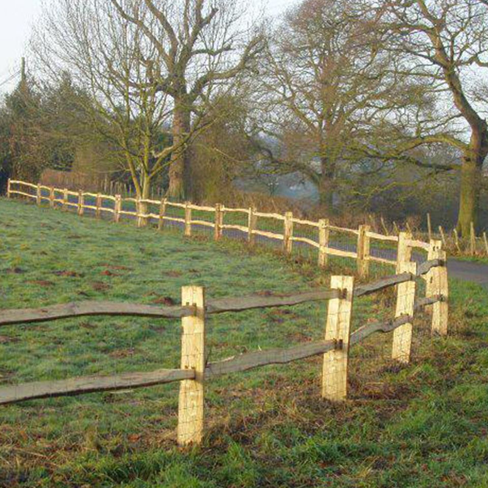 Cleft Chestnut Fencing | TimberStore UK